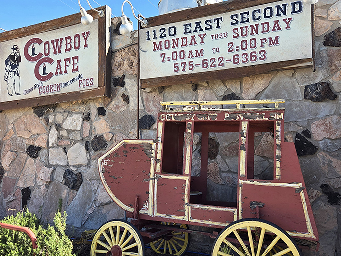 With its unpretentious sign and straightforward hours, Cowboy Cafe in Roswell quietly welcomes visitors to a dining experience that&rsquo;s a true local treasure.