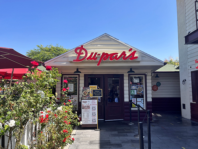 1. this no frills diner in california serves up the best homestyle breakfast you&rsquo;ll ever taste