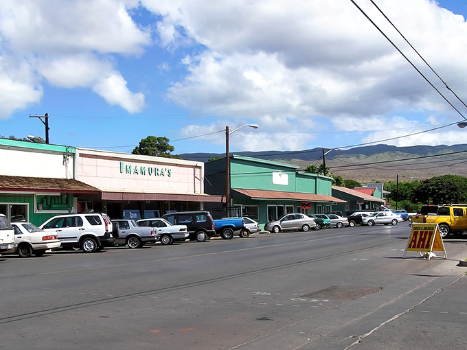 Imamura's pink facade isn't just a building&mdash;it's a landmark where bread dreams come true after dark.