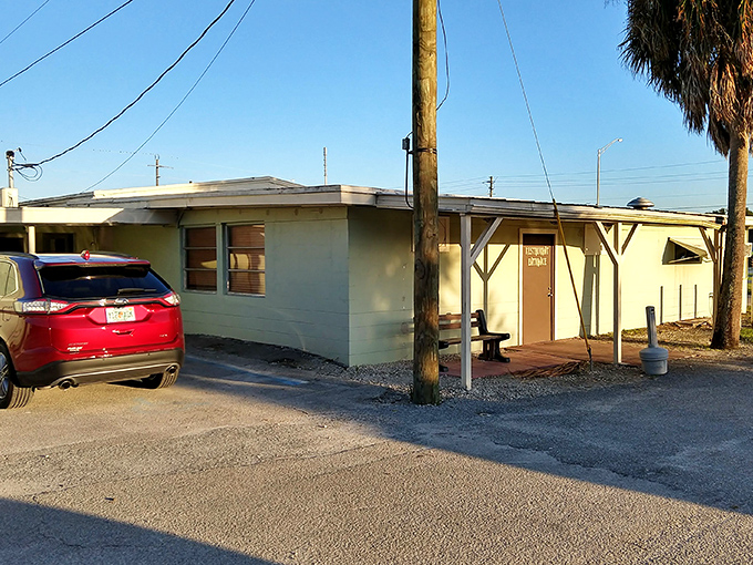 The unassuming exterior of Speckled Perch Steakhouse proves once again that in Florida's heartland, the most magnificent meals often hide behind the most modest facades.
