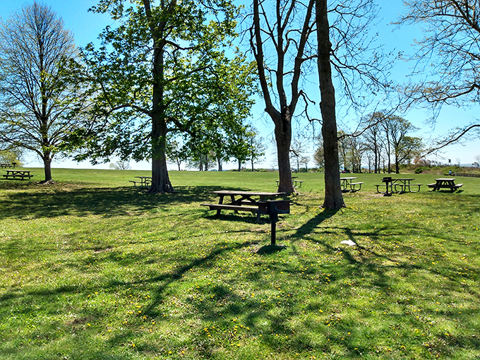 Where the Connecticut coastline puts on its finest show&mdash;rocky shores meeting pristine waters under a sky that seems impossibly blue.