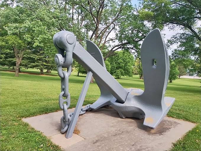 This massive anchor sits like a landlocked maritime mystery. Nebraska's nautical connection makes about as much sense as pineapple on pizza.