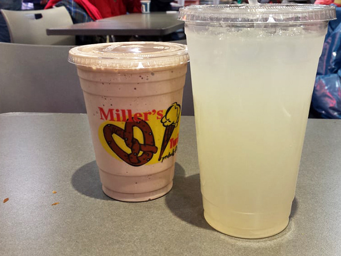 Lemonade and smoothies ready to wash down all that pretzel perfection you're about to enthusiastically consume.