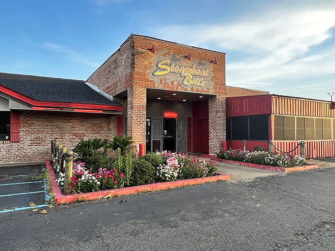 Steamboat Bill's welcomes hungry visitors with brick-and-mortar warmth and flower beds that say, "The food inside is made with just as much care."