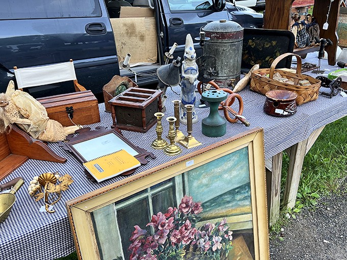 Outdoor treasure hunting at its finest. One person's "clearing out the attic" becomes another's "finally found the perfect painting!"