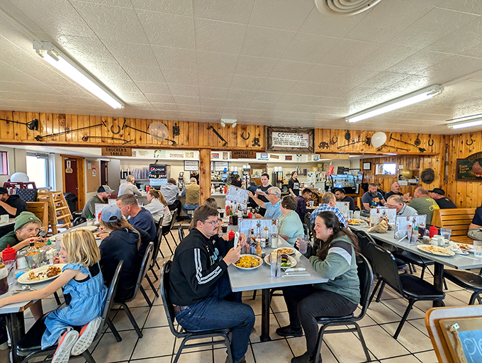 A full house of diners who know that the best social media filter is gravy, and the best influencers are the ones who recommend great hash browns.