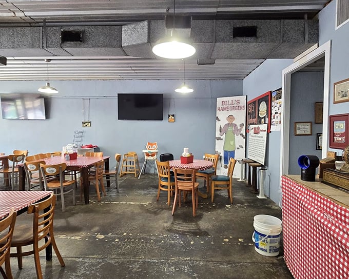 The industrial ceiling meets homey d&eacute;cor in this dining space where generations of Mississippians have celebrated everything from first dates to Friday paydays.