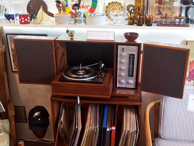 This isn't just a record player; it's a time machine. Those speakers are ready to fill a room with vinyl warmth that Bluetooth can't touch.