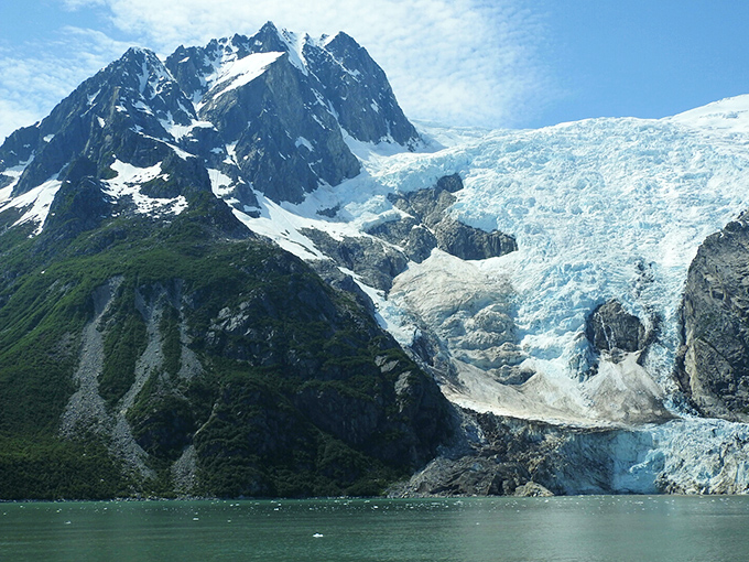 Where mountain meets glacier meets sea: a trifecta of natural wonder that makes your most impressive vacation photos look pedestrian.