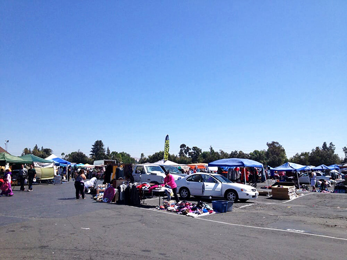 From drive-in to dig-in! Solano Swap Meet transforms a movie theater lot into a bargain hunter's playground.