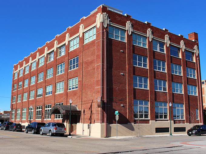 Waco's sturdy brick building looks like it was built to last forever&mdash;just like your retirement savings in this affordable Texas haven. History with fiscal responsibility!