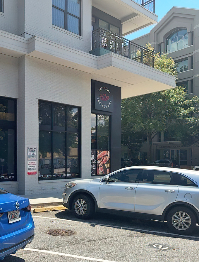 Modern meets maritime at this urban seafood spot &ndash; no fishing boat required for fresh catches.