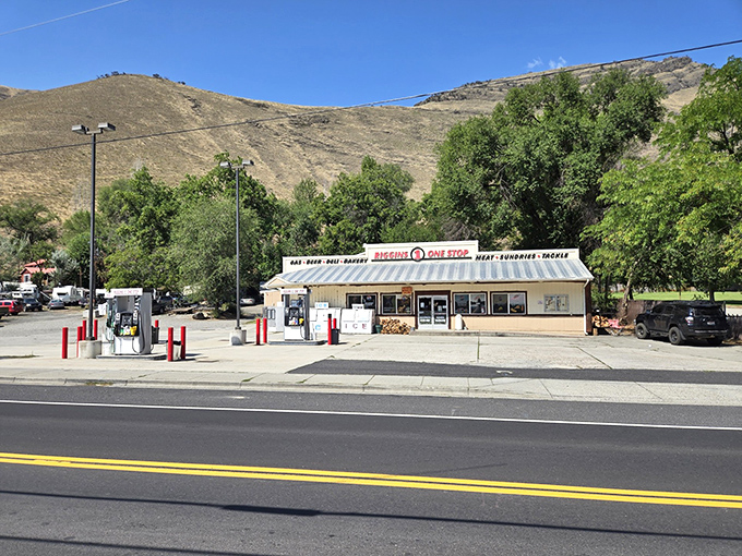This classic gas station and convenience store offers everything adventurers need before tackling Riggins' famous rapids and rugged canyons.