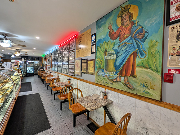 Saints watch over pastry lovers in this charming dining area where generations have gathered to debate the merits of ricotta versus cream.