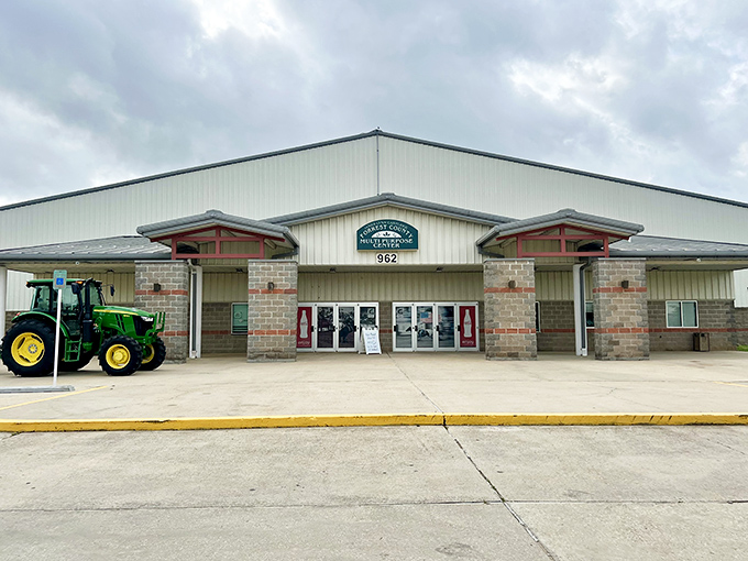 The Center at Forrest County welcomes visitors with no-nonsense charm. Where community happens without pretense, and tractors are perfectly acceptable d&eacute;cor