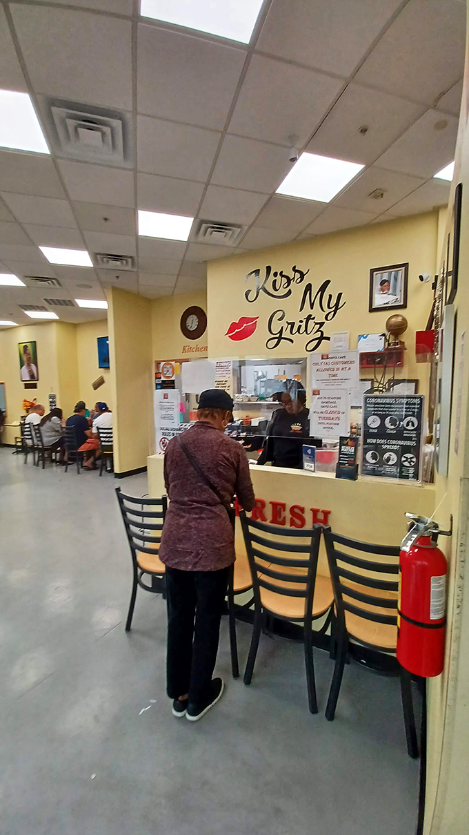 The counter where magic begins: place your order, then prepare for a Southern-style revelation that Vegas buffets can only dream about.