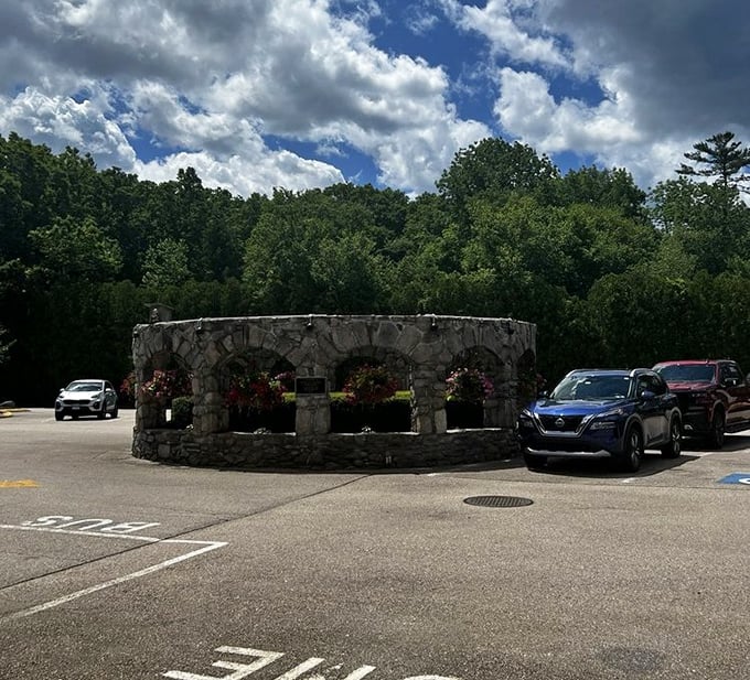 The stone gazebo in the parking area &ndash; where countless diners have said "we should really build something like this at home" and never did.