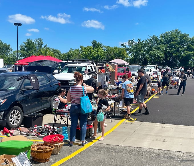 Rossi's outdoor market offers endless aisles of exploration, where every turn reveals new potential treasures.