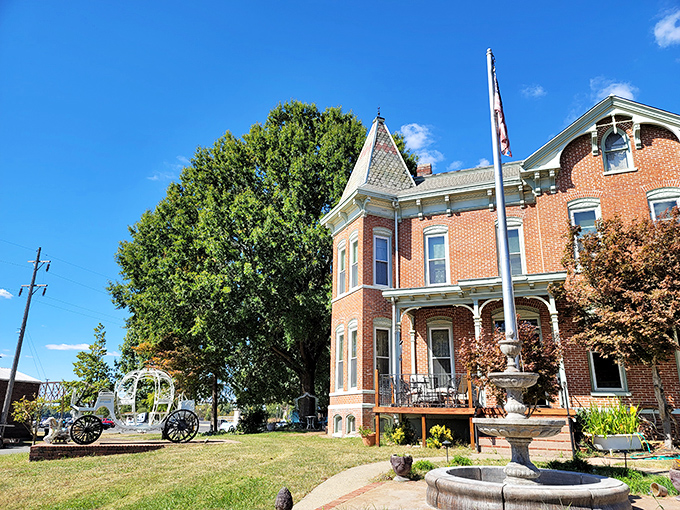 The Riverview Mansion stands as elegant today as when riverboat captains navigated the Ohio. That fountain has stories to tell.