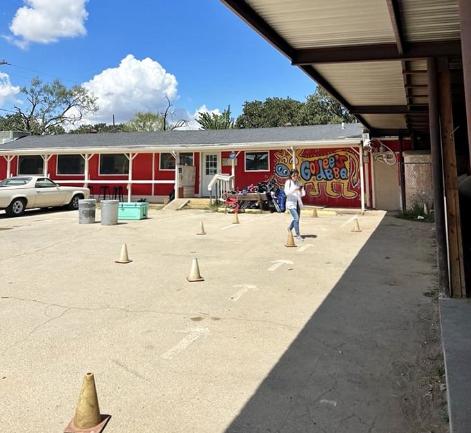 Goldee's colorful wall art adds personality to this rising barbecue star. The parking lot fills early!