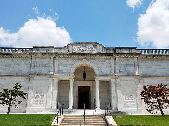 Memphis Brooks Museum of Art offers cultural refreshment with a side of architectural elegance, proving Memphis feeds both stomach and soul.