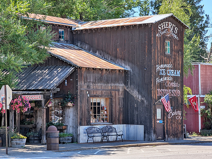 Ice cream shops in rustic buildings serve scoops that justify the drive, the calories, and possibly going back for seconds.