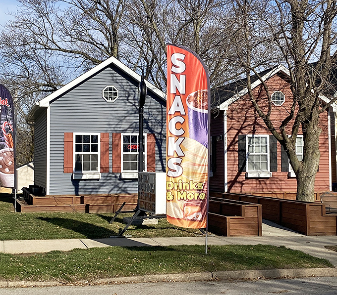 Walnut Market Village's cottages offer a different antiquing experience&mdash;like hunting for treasures in a storybook neighborhood.