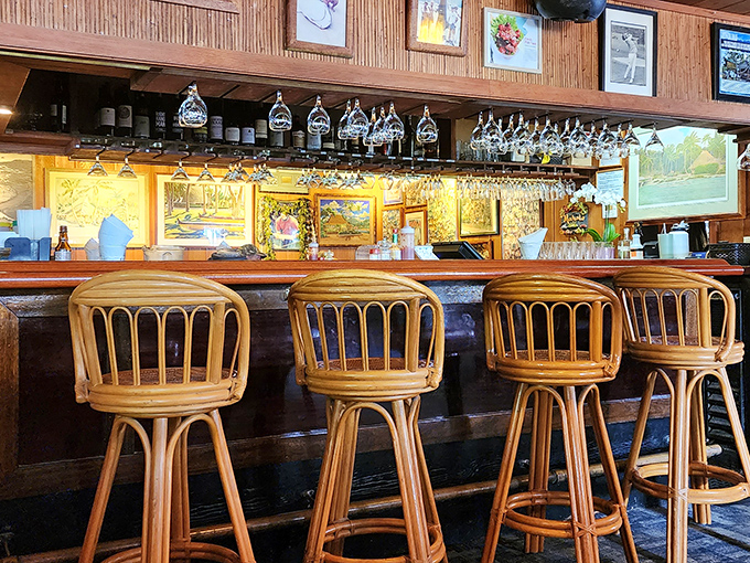 The bar area feels like it's witnessed decades of celebrations, first dates, and "just one more" Mai Tais that turned into three.