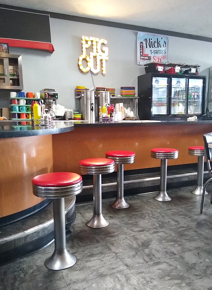These fire-engine red counter stools have supported the posteriors of Hoosiers for decades, perfectly positioned for prime people-watching and plate-clearing.