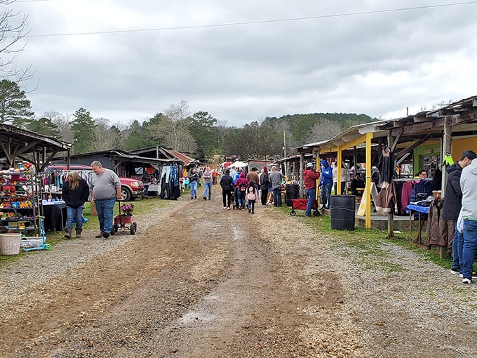 The heart of Alabama commerce in its purest form&mdash;vendors and shoppers engaged in the timeless dance of supply, demand, and friendly haggling.