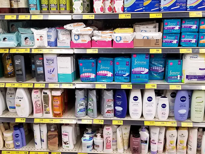 Personal care aisle where brand names don't require brand name budgets. Looking good and smelling nice shouldn't be luxury experiences.