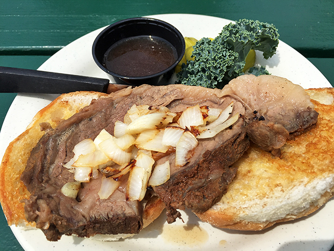 This prime rib sandwich isn't just a meal&mdash;it's a commitment, with caramelized onions that had a proper Wisconsin upbringing: sweet but not pretentious.