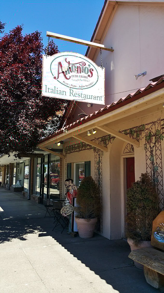 Antonio's Cucina Italiana brings unexpected culinary diversity to Alturas. Who says you can't find authentic Italian flavors in the high desert?
