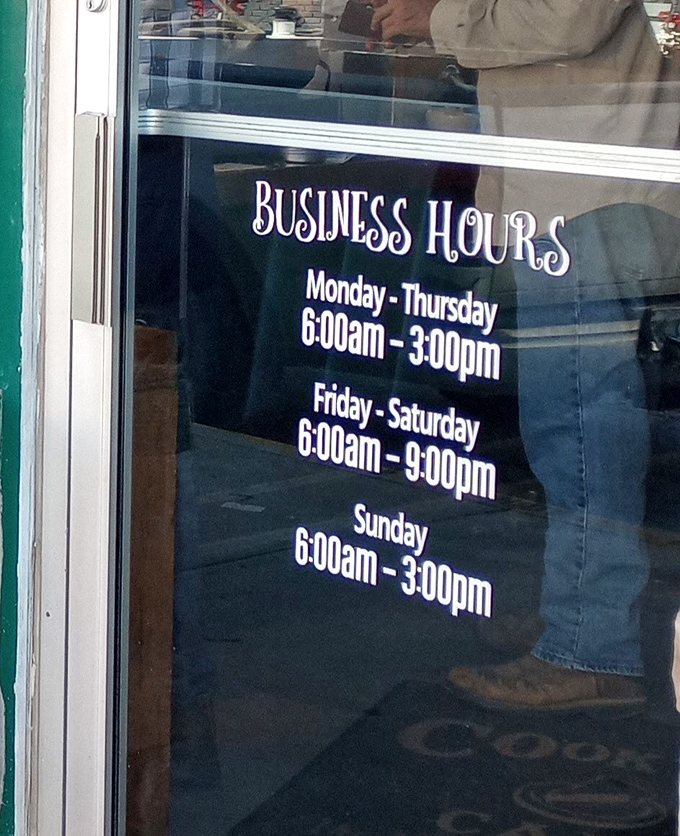 Early birds get the biscuits&mdash;doors open at 6am daily, giving you plenty of time to sample everything on the menu.