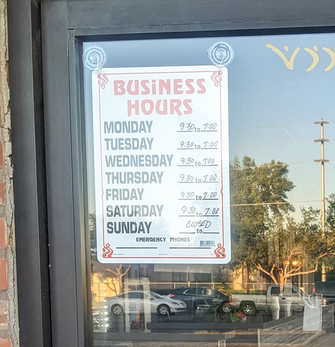 Those business hours might as well say "Open when Chicagoans get hungry" – closed Sundays because even sandwich artisans deserve to watch the Bears lose.