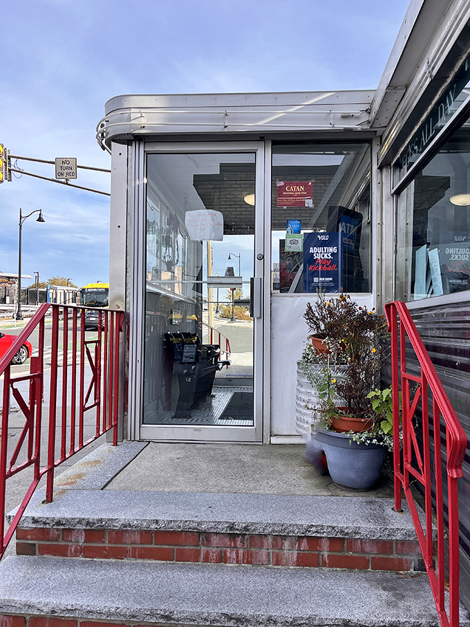 The entrance to breakfast paradise isn't pretentious. Red railings and simple steps lead the way to pancake nirvana&mdash;no dress code, just an appetite required.