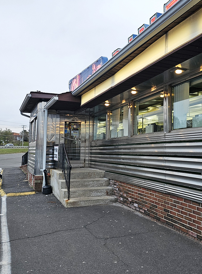 The entrance to food paradise &ndash; those steps have welcomed generations of hungry Connecticut residents seeking comfort in carb form.