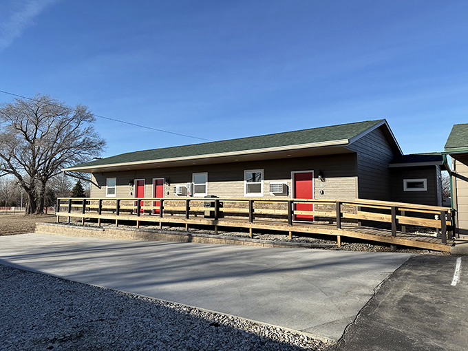 The Lighthouse Inn offers no-nonsense accommodations with that practical Midwestern approach&mdash;clean, accessible, and ready for visitors.