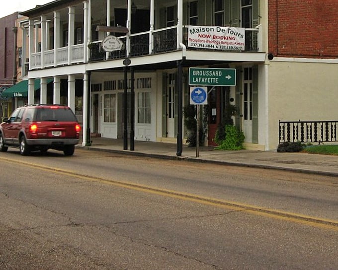 The Maison De Tours building invites visitors to explore St. Martinville's rich history without the tourist-trap prices of more commercial destinations.