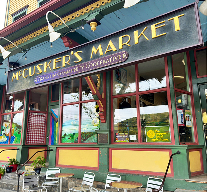McCusker's Market brings community-owned goodness to Bridge Street with a fa&ccedil;ade as colorful as the local produce inside.