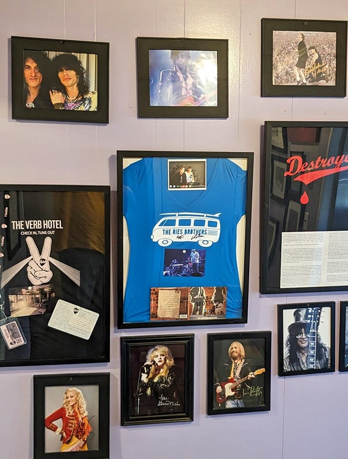 Rock and roll meets comfort food &ndash; the wall of music memorabilia adds unexpected character to this roadside gem.
