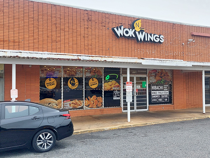 Wok N Wings brilliantly combines two culinary concepts that prove America truly is the great melting pot&mdash;or should we say the great wok and fryer?