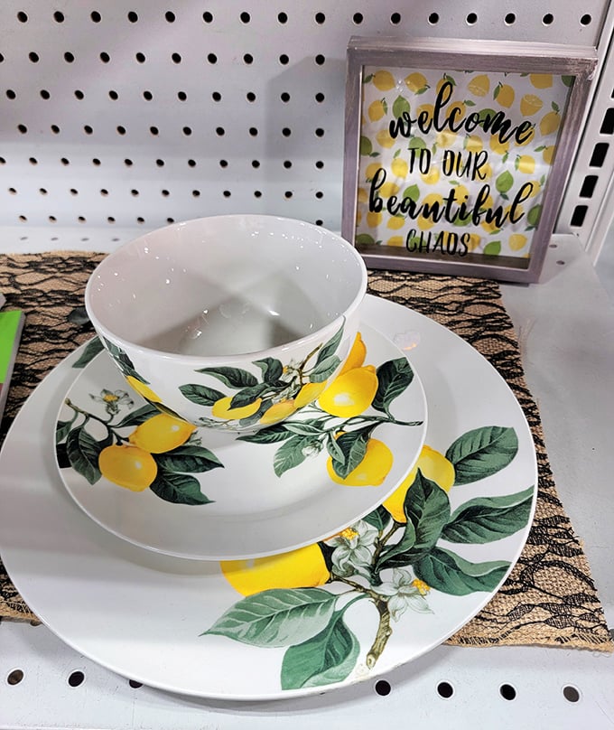 Citrus-themed dinnerware brings sunshine to any table setting, proving that yesterday's kitchen castoffs become today's entertaining statement pieces.