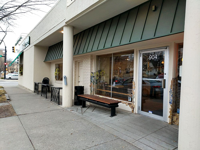 The simple bench outside offers a moment of anticipation&mdash;the calm before the carbohydrate storm that awaits inside.