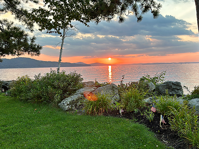 Lake Winnipesaukee sunsets don't just end the day&mdash;they celebrate it with a color palette that puts painters to shame.