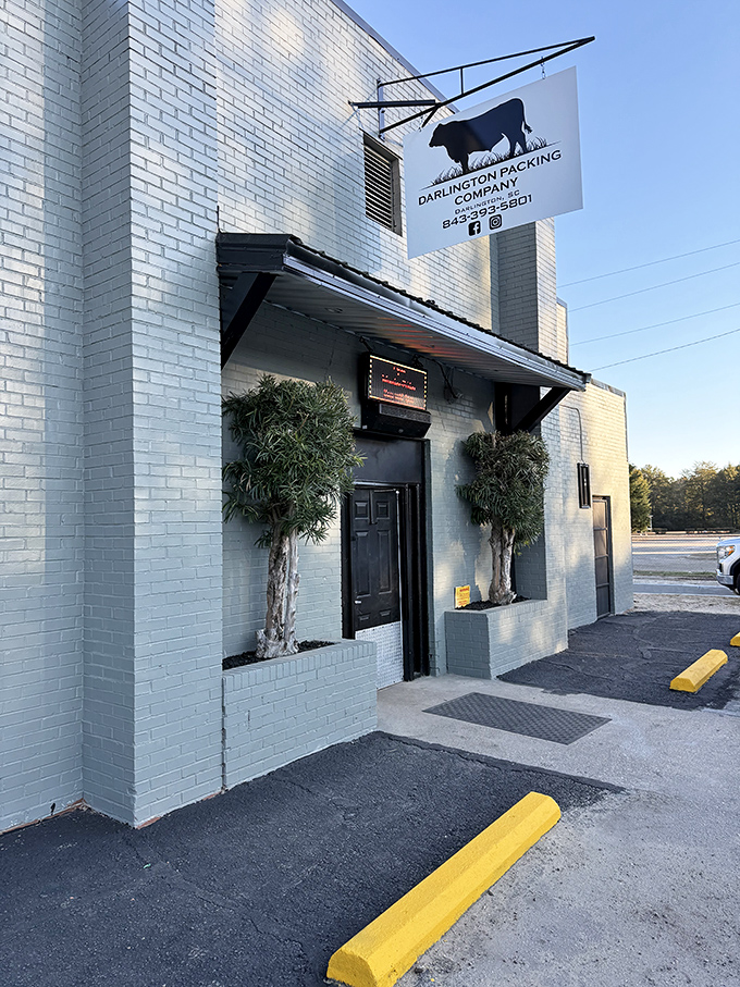 Darlington Packing Company's unassuming exterior belies what locals know &ndash; sometimes the most authentic culinary experiences hide behind the simplest fa&ccedil;ades.