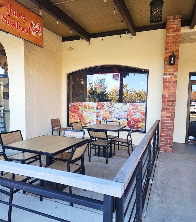 The outdoor patio&mdash;where you can enjoy your seafood feast under the sky, as nature intended. Just don't share with the seagulls.