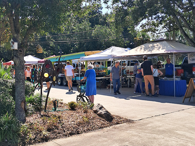 The Fresh Market proves that shopping for produce can be a social event. Where "farm-to-table" isn't a trend—it's just Saturday morning in Ocean Springs.
