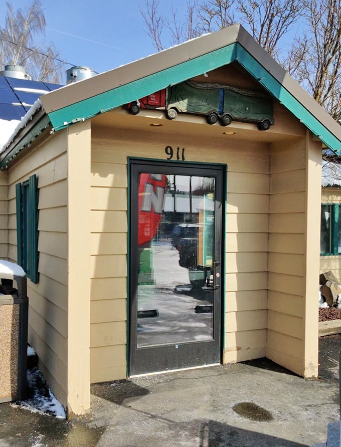 The cottage-shaped entrance at 911 &ndash; an address that's appropriate because their chicken fried steak is criminally delicious.