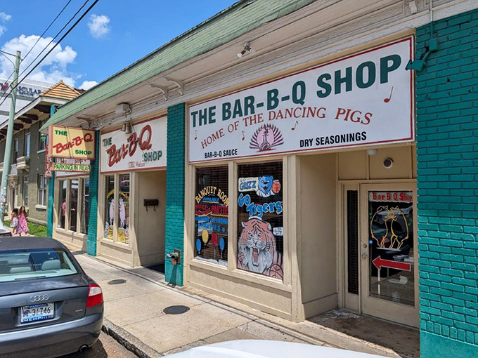 The Bar-B-Q Shop in Memphis, home of the dancing pigs! Stop by for some world-famous flavor right here.